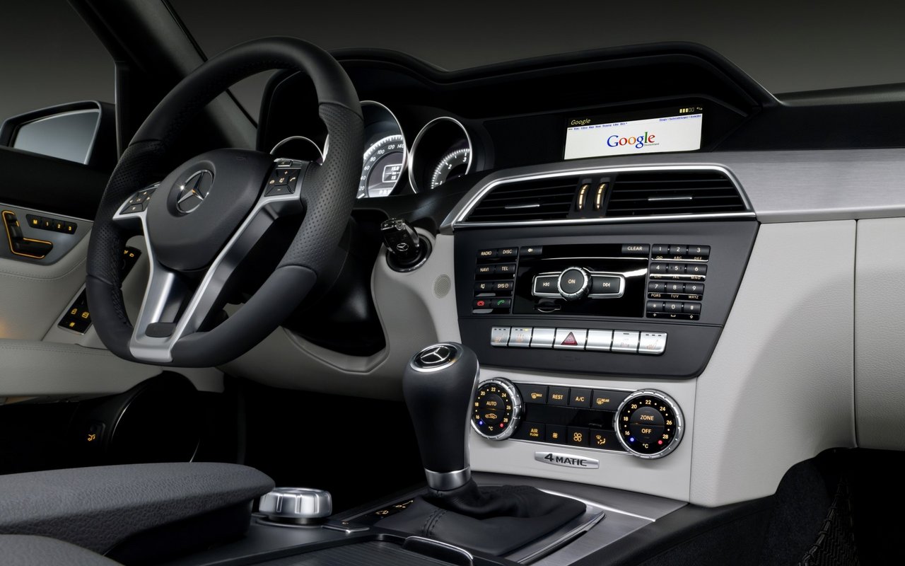 2010-S204-W204_C-Klasse_Interieur_02 - Mercedes-Benz Wallpaper - MB ...